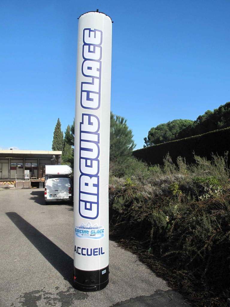 Totem publicitaire gonflable - Vision One